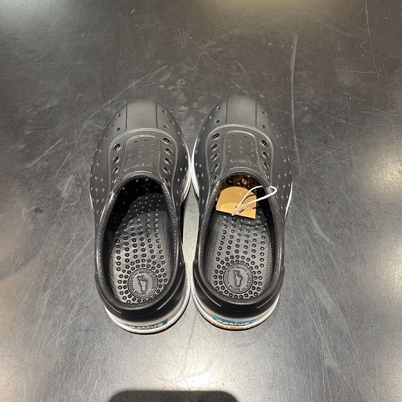 Native Shoes | Shoes | Native Robbie Shoe | Poshmark